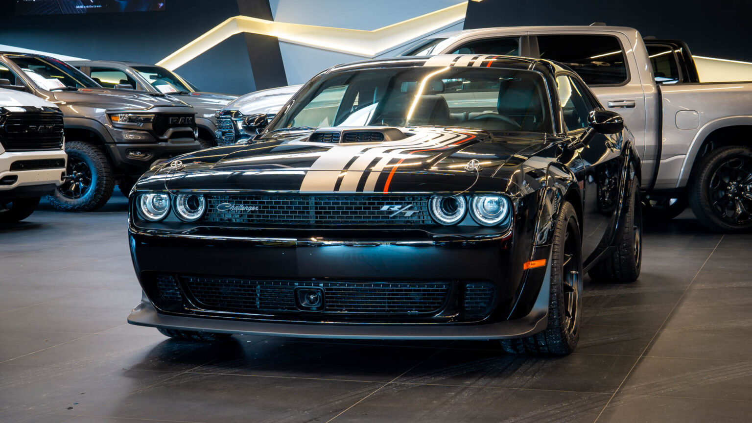 Dodge Challenger R/T Scat Pack Widebody Shakedown - Auto Outlet : Auto ...